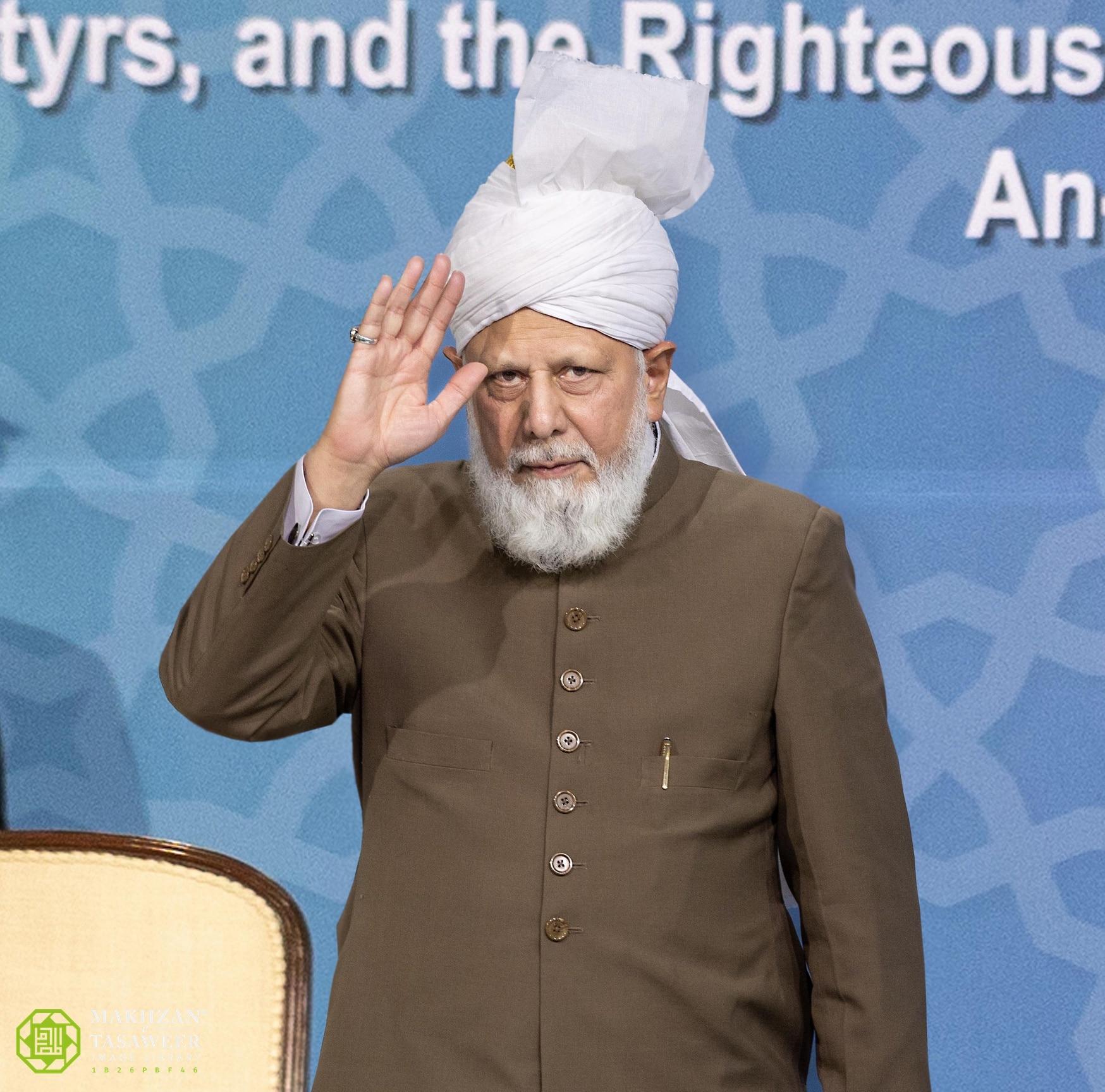 Head of Ahmadiyya Muslim Community Concludes Majlis Ansarullah Ijtema ...