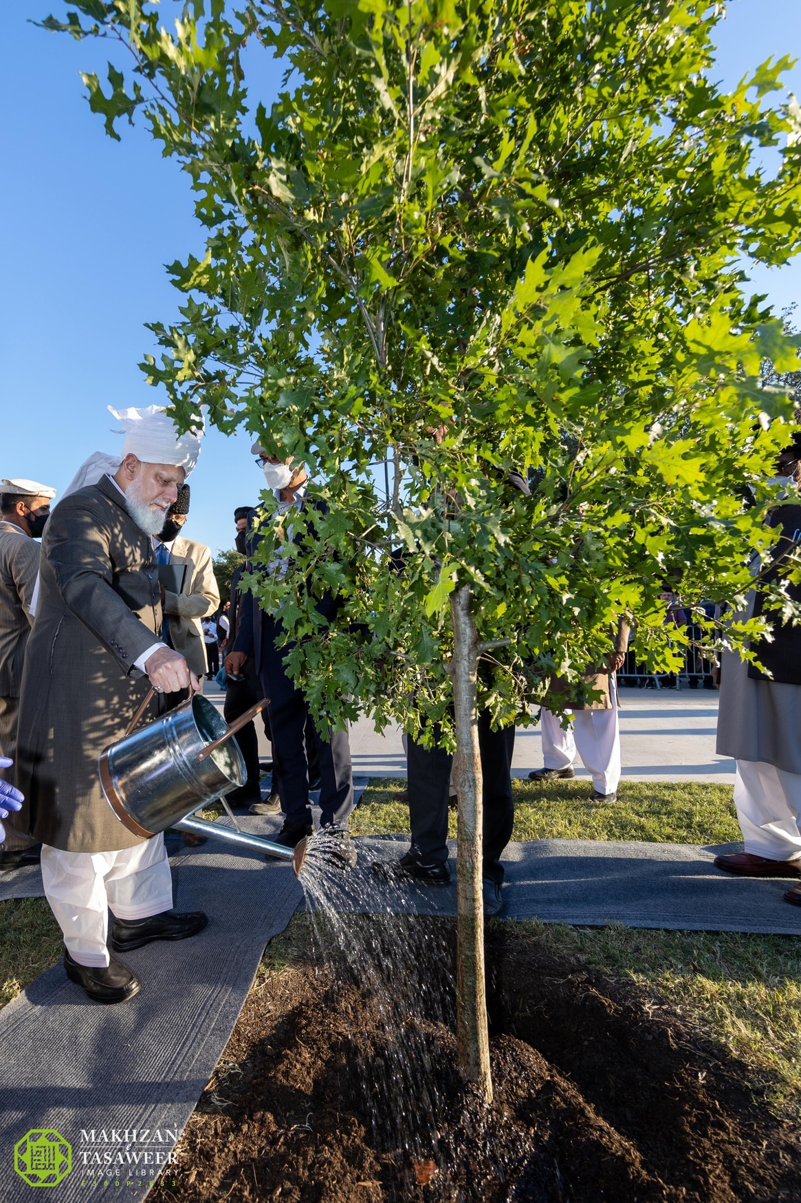 Worldwide Head Of Ahmadiyya Muslim Community Inaugurates Baitul Ikram ...