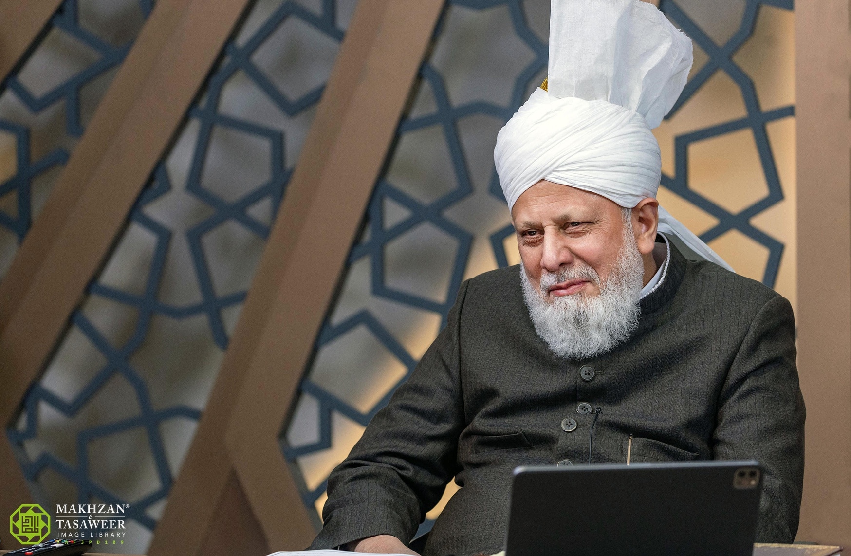 Destiny, Hijab, and 73 Sects in Islam: UK Ahmadi Muslim Children Seek ...