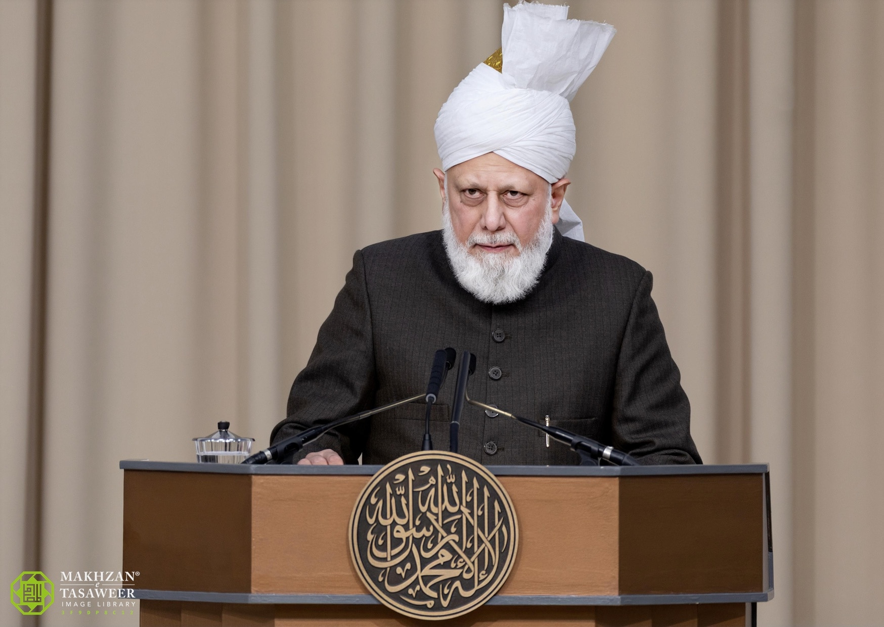 Global Muslim Leader Urges Good-Faith Negotiations In Peace Plan For ...
